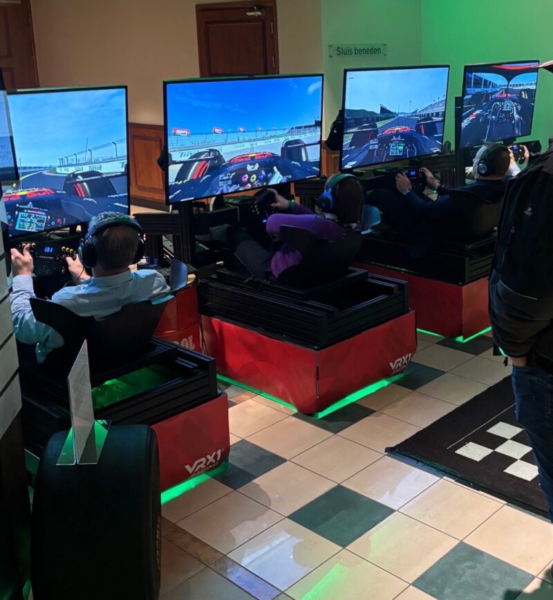 F1 Race Simulator huren | Deze VR F1 Sim wil je huren